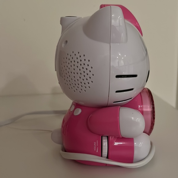 Hello Kitty | Other | Super Cute Hello Kitty Alarm Clock | Poshmark